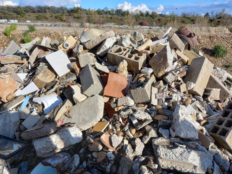 Un nouveau matériau alternatif élaboré grâce au recyclage de déchets ...