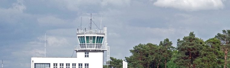 Des tours de contrôle à distance pour de petits aérodromes | Techniques ...