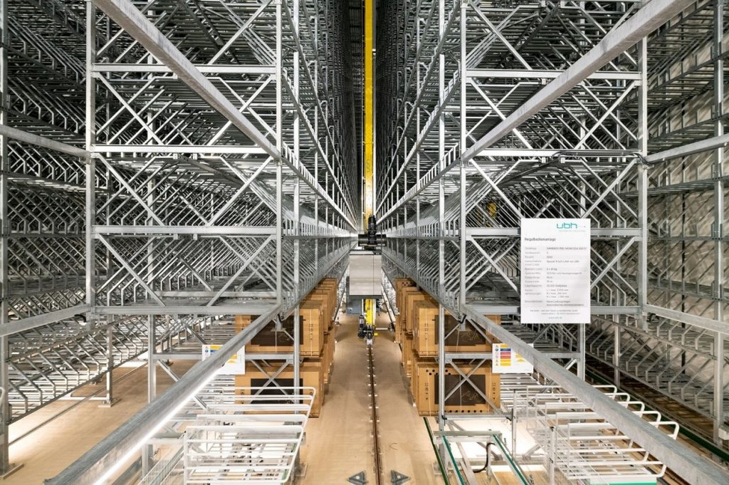 Un système de protection incendie pour protéger les entrepôts de ...