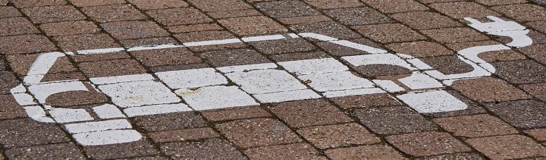 Orano et le chinois XTC New Energy s’associent pour créer deux usines de batteries pour ...