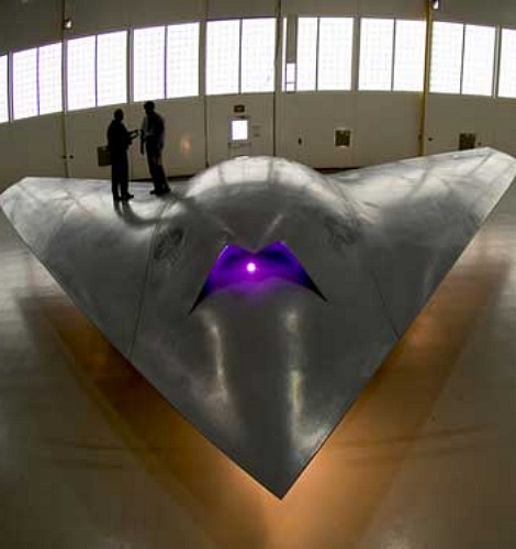DIAPORAMA : le Phantom Ray, nouveau drone de combat de Boeing ...